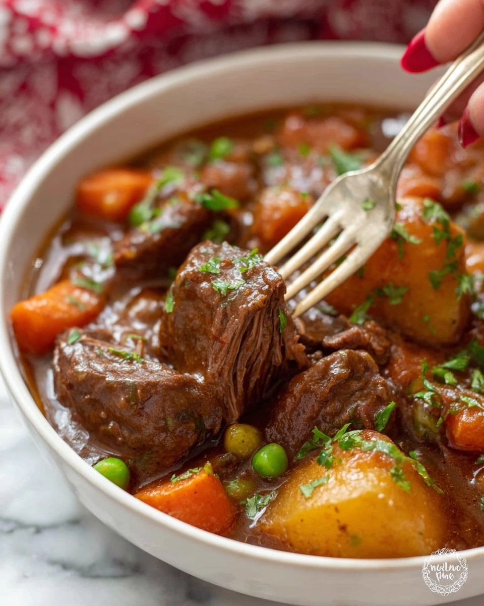 Slow Cooker Beef Stew: Hearty & Flavorful Comfort Food